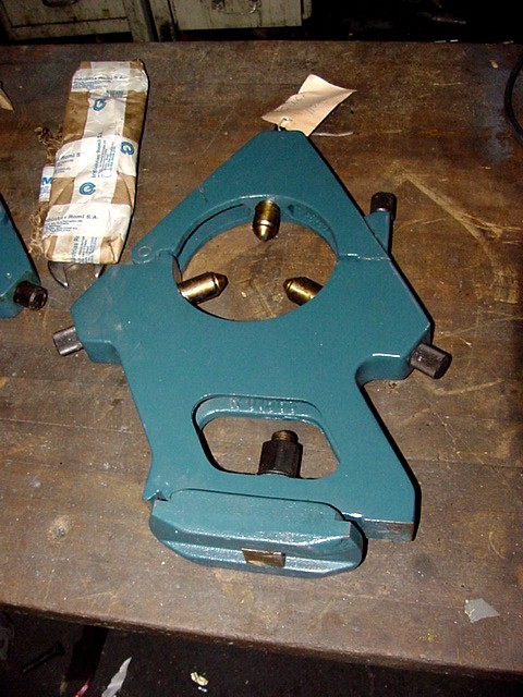 Tooling & Accessories - STEADY RESTS - Machinery Values