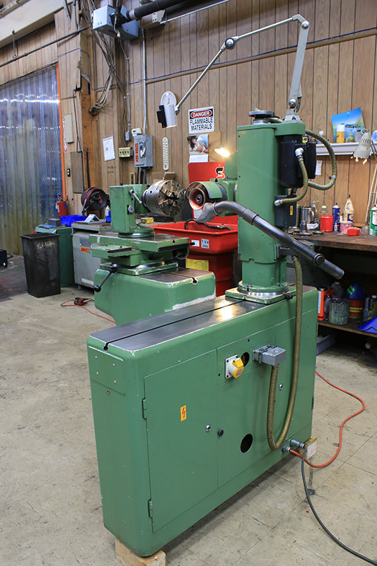 Deckel S11, NEW 1981, w/#50 TAPER WKHD & ACCESSORIES TOOL & CUTTER ...