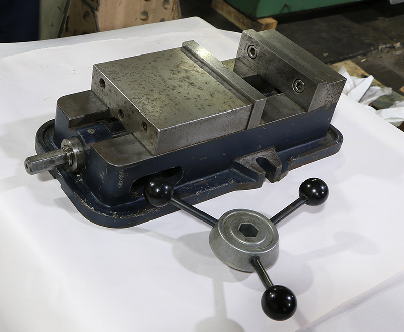 6'' JAWS ERON Lock-Tight MACHINE VISE (Ref No: 158897) - Machinery Values