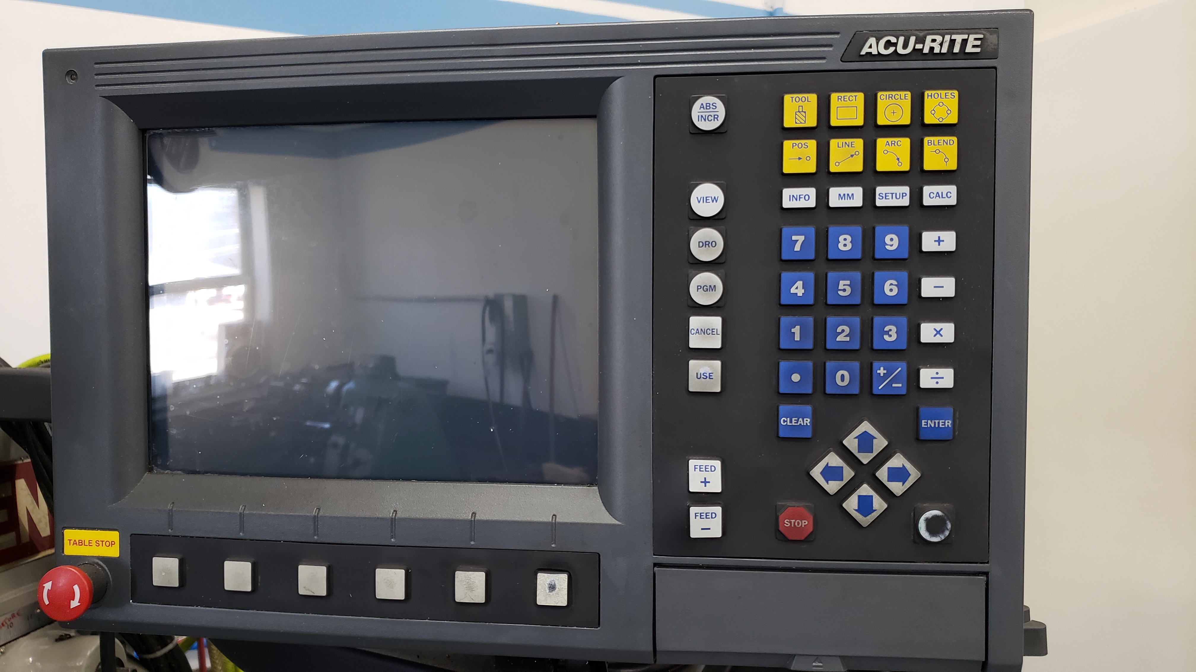 32'' X Axis 3HP Spindle Kent KTM-3VK Acu-Rite 3 Axis CNC VERTICAL MILL ...