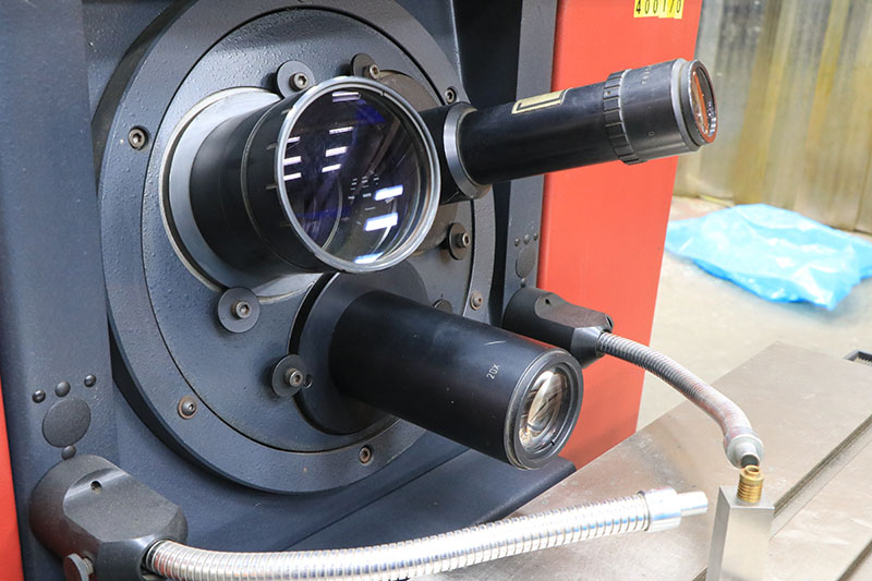 30'' Screen Starrett HF750, 2011, QC 200 DRO, EDGE DET. Q AXIS, OPTICAL ...