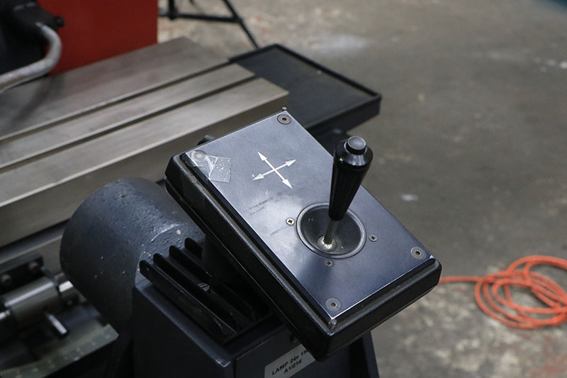 30'' Screen Starrett HF750, 2011, QC 200 DRO, EDGE DET. Q AXIS, OPTICAL ...