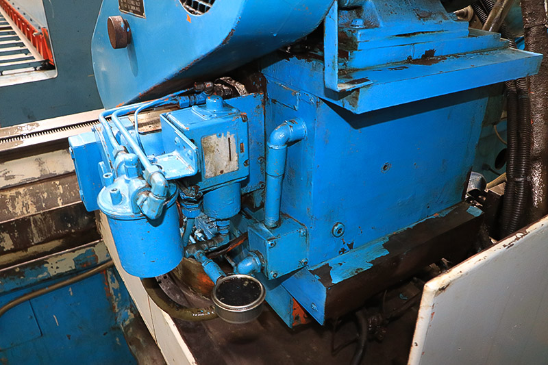 18'' Swing 96'' Centers Landis HYDRAULIC TABLE, AUTO INFEED, PLUNGE ...