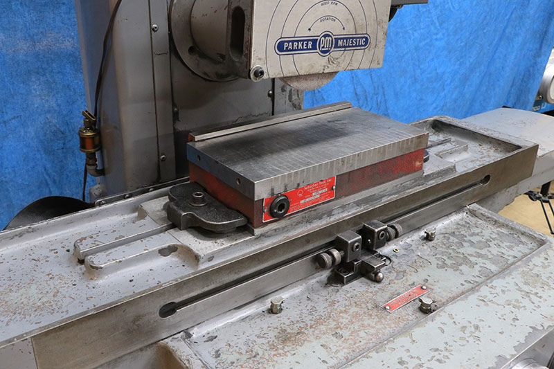 6'' Width 18'' Length Parker-Majestic 2Z, 1977, MITUTOYO 2X DRO ...