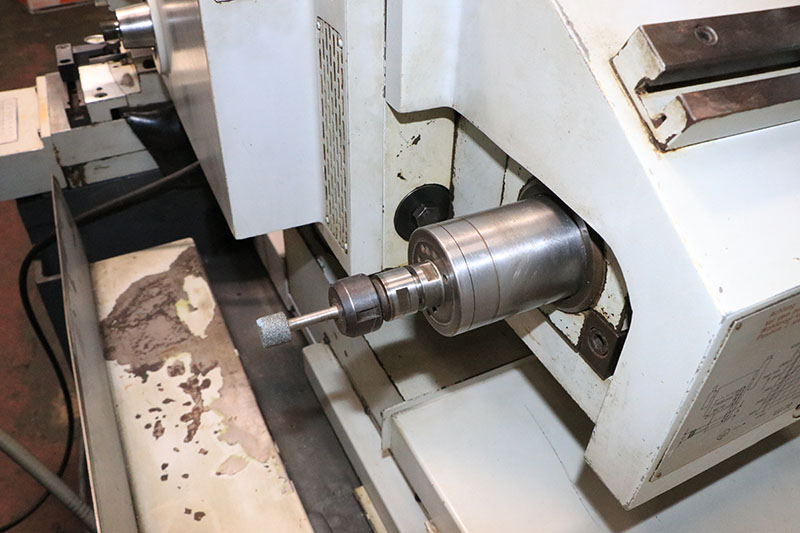 9.8'' Swing 24'' Centers Kellenberger 600U, I.D., FULL AUTO CYCLE W ...