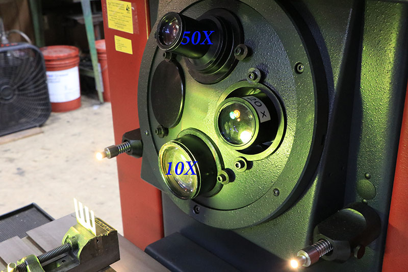 24'' Screen Starrett HF600, 2002, QC 2000 DRO w/PROG. GEO FUNCT., 10 ...