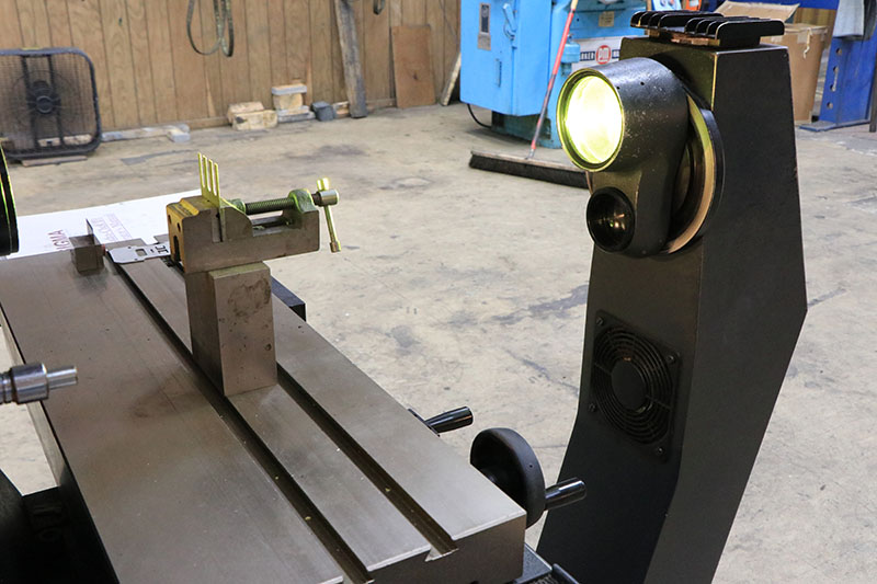 24'' Screen Starrett HF600, 2002, QC 2000 DRO w/PROG. GEO FUNCT., 10 ...