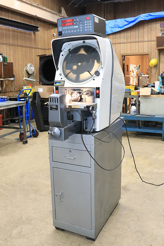 14'' Screen Gage-Master 29/GM5, 1993, GM5 DRO w/PROG. GEO FUNCT., 10X ...