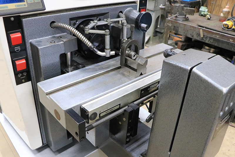 14'' Screen Gage-Master 29/GM5, 1993, GM5 DRO w/PROG. GEO FUNCT., 10X ...