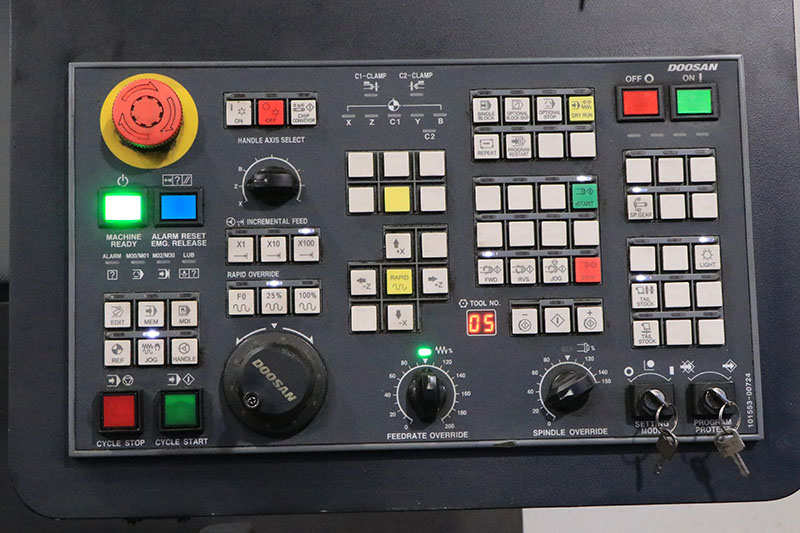 Doosan PUMA GT-3100L w/Steadyrest CNC LATHE (Ref No: 166483 ...