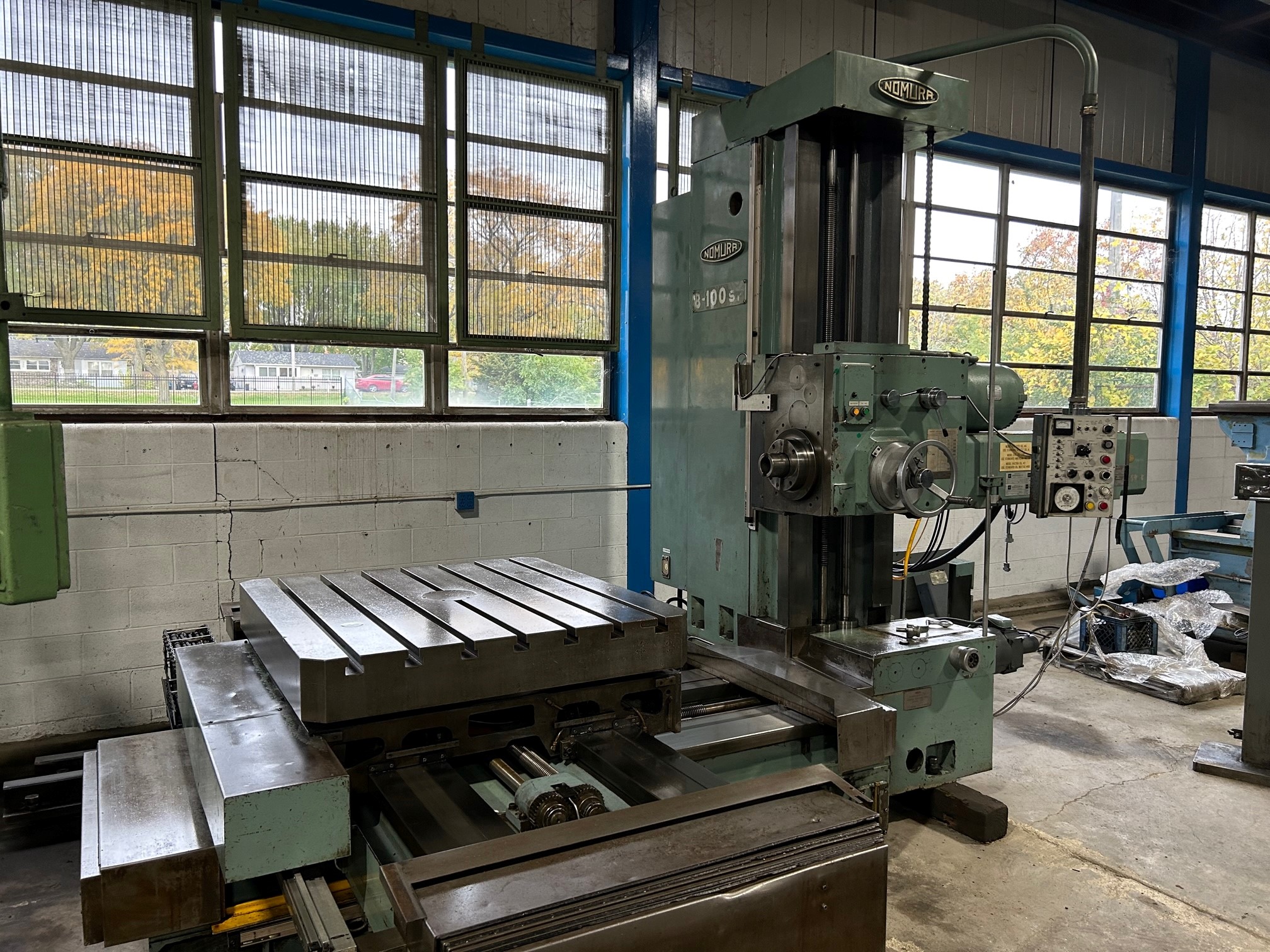 Boring Mills - TABLE TYPE HORIZONTAL BORING MILLS - Machinery Values
