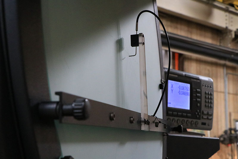 30'' Screen Starrett HF750, 2011, QC200 DRO & EDGE DET. OPTICAL ...