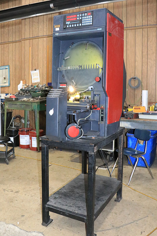 16'' Screen Starrett HB-400, 1991, QC III DRO, PROG. FUNCT. & EDGE DET ...