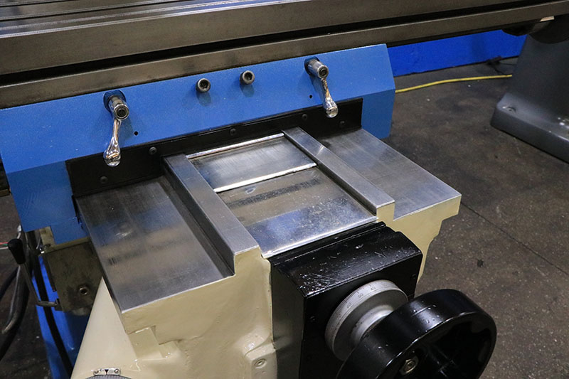 30'' X Axis 5HP Spindle Royal 5VK w/Proto-Trak MX3 CNC VERTICAL MILL ...