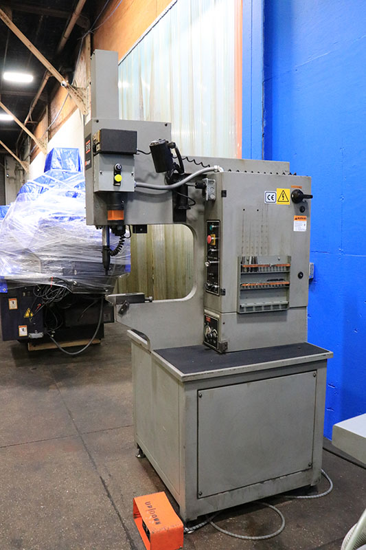 6 Ton 8'' Stroke Haeger 618 HARDWARE INSERTION PRESS (Ref No: 169008 ...
