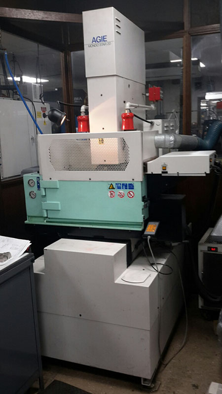 Agie MONDO 20 STAR, 2001,AGIE FUTURA V CNC, C-AXIS, ATC RAM-TYPE EDM ...