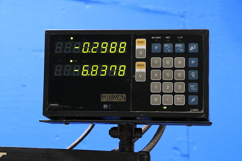 51'' Table 3HP Spindle Sharp HMV VERTICAL MILL (Ref No: 169148 ...