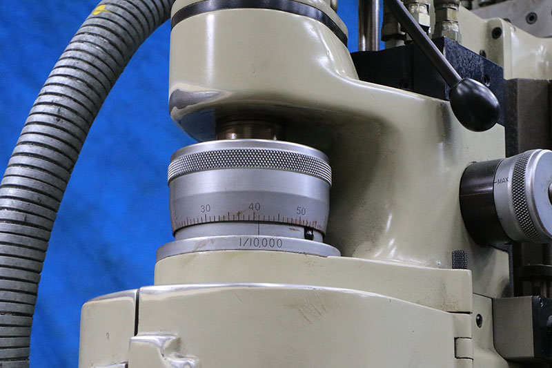 11'' Y Axis 18'' X Axis Moore G-18, NEW 1992, S/N: G-4284, SONY 2X DRO ...