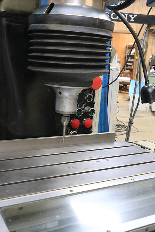 11'' Y Axis 18'' X Axis Moore G-18, NEW 1992, S/N: G-4284, SONY 2X DRO ...