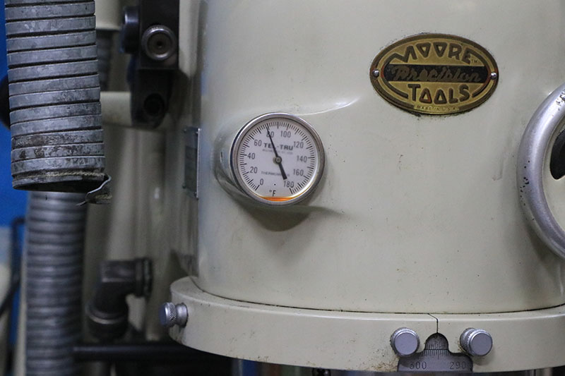 11'' Y Axis 18'' X Axis Moore G-18, NEW 1992, S/N: G-4284, SONY 2X DRO ...