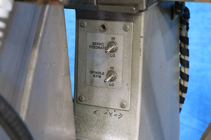 57 AMPS Current EDM CT300B, 1998, ELENIX CNC (NOT MANUAL) EDM HOLE ...