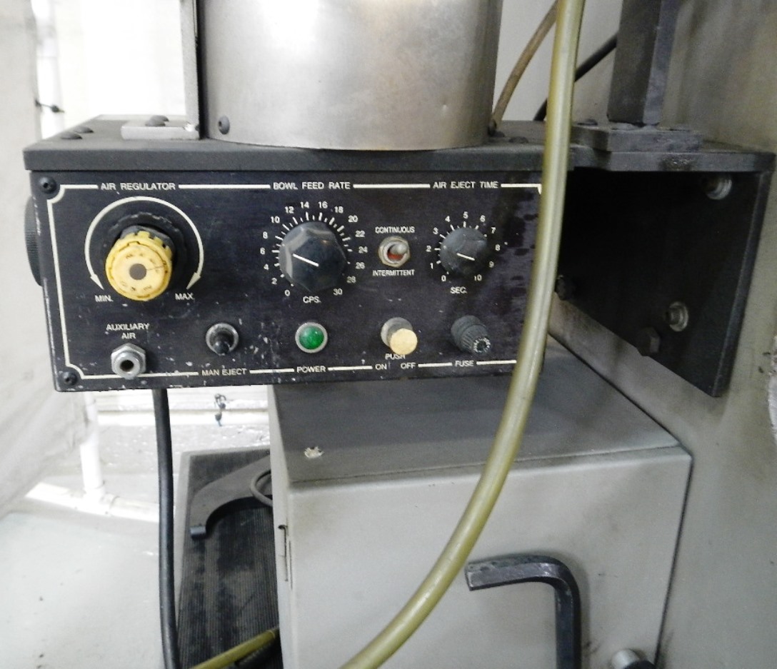 8 Ton 8'' Stroke Haeger 824-1H HARDWARE INSERTION PRESS (Ref No: 169236 ...