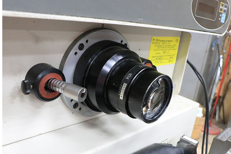 14'' Screen Mitutoyo PH-3500, 2000's, MICROPAK 2 DRO & OPTOEYE EDGE DET ...