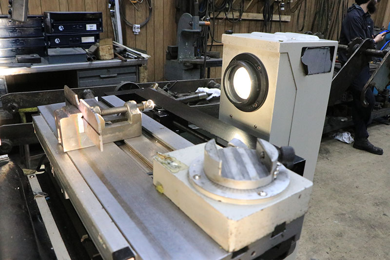 14'' Screen Mitutoyo PH-3500, 2000's, MICROPAK 2 DRO & OPTOEYE EDGE DET ...