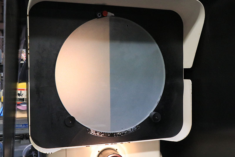 Micro-Vu SPECTRA 14 OPTICAL COMPARATOR (Ref No: 170410) - Machinery Values