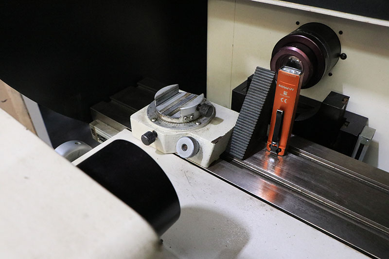 14'' Screen Micro-Vu SPECTRA SERIES, '05, Q16 DRO, LENS, SURF. ILL ...