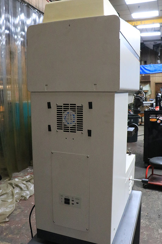 12'' Screen Mitutoyo PJ3000, 2000, VERT. PROJ. BENCH UNIT, 2X DRO ...
