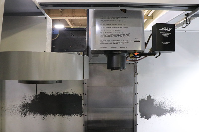 30'' X Axis 16'' Y Axis Haas VF-2 VERTICAL MACHINING CENTER (Ref No ...